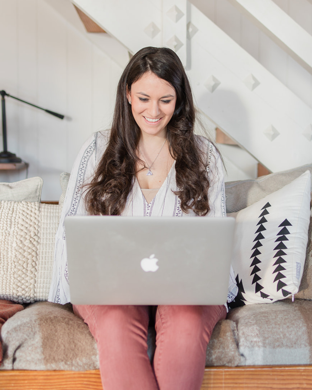 Why I Chose HoneyBook to Manage My Creative Small Business